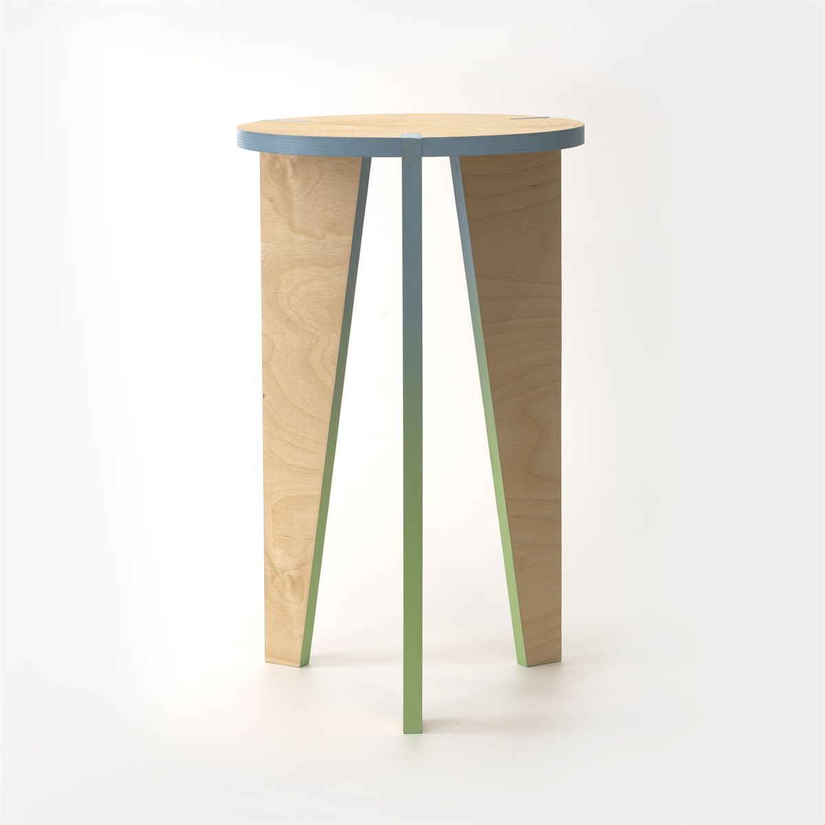 Wooden Stool | Womo Design